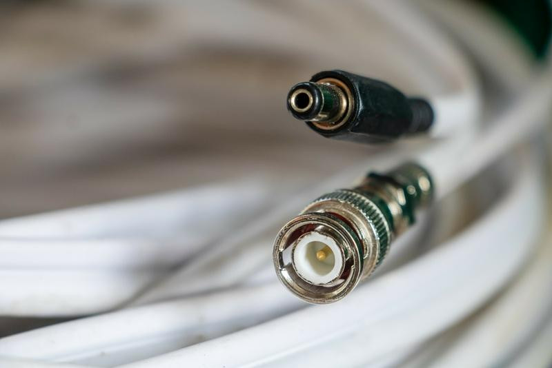 Understanding the Differences Between Coaxial Cable and Micro Coaxial Cable